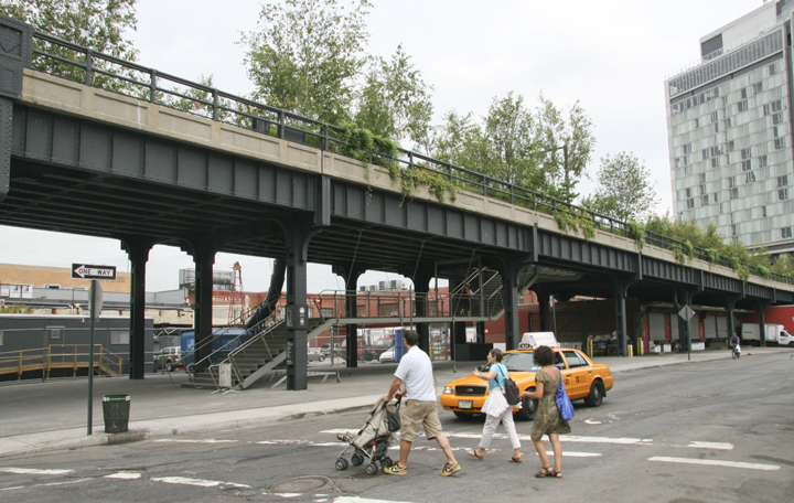 The New York High Line. Architects: James Corner Field Operations with ...